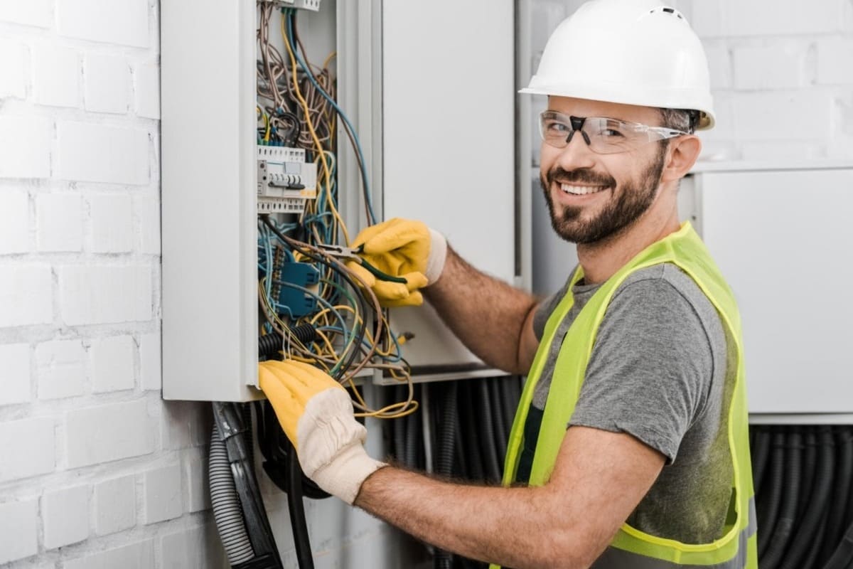 FAHECE Publica Edital 396/23 Para o Processo Seletivo Com Remuneração R ...