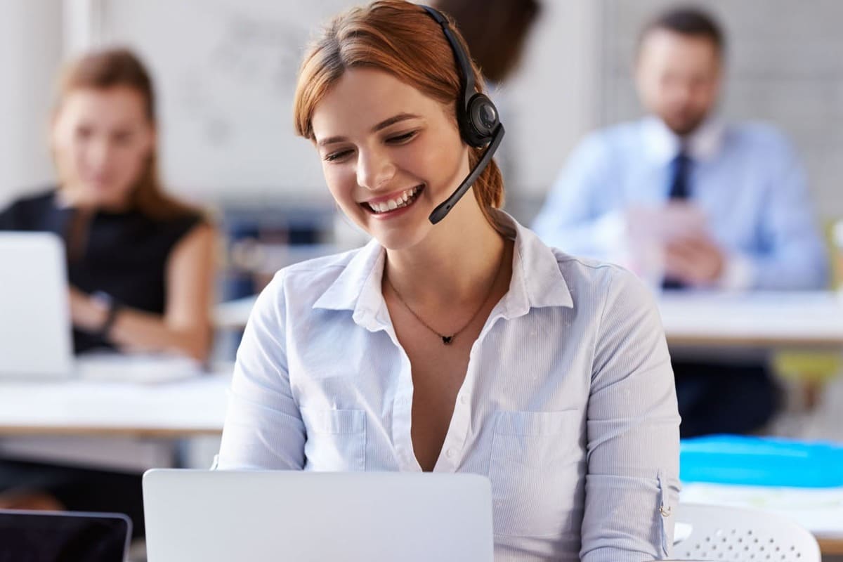 Trabalhe de Casa das 11h às 17h30: Emprego com Salário e Benefícios ...