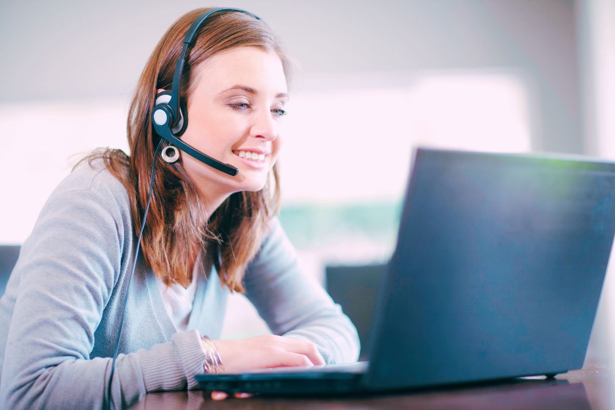 Trabalhe de Casa (Home Office) Fazendo Atendimento a Clientes via Chat ...