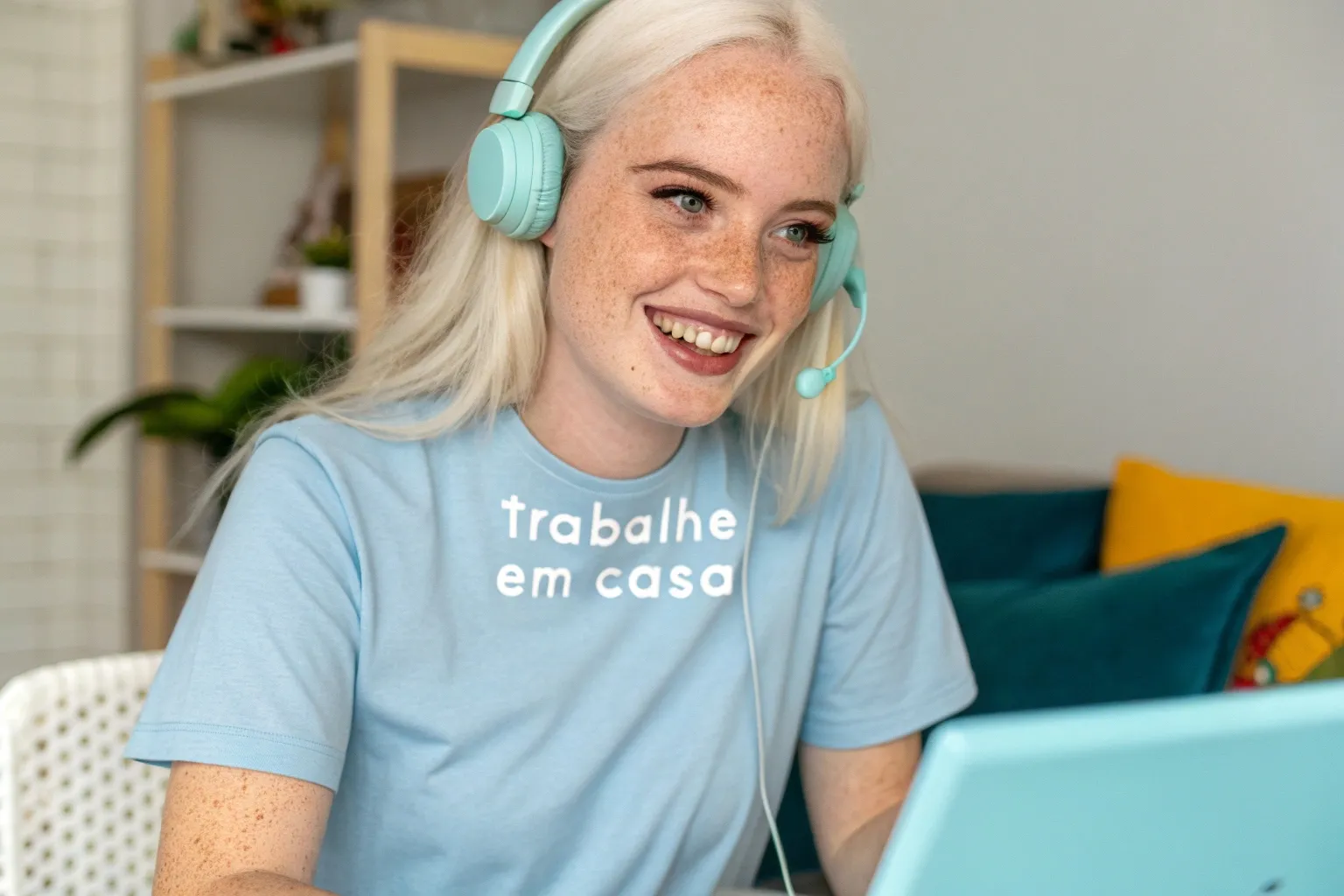 Vaga Home Office: Receba Notebook, Monitor e R$ 2.000,00 em Voucher ...